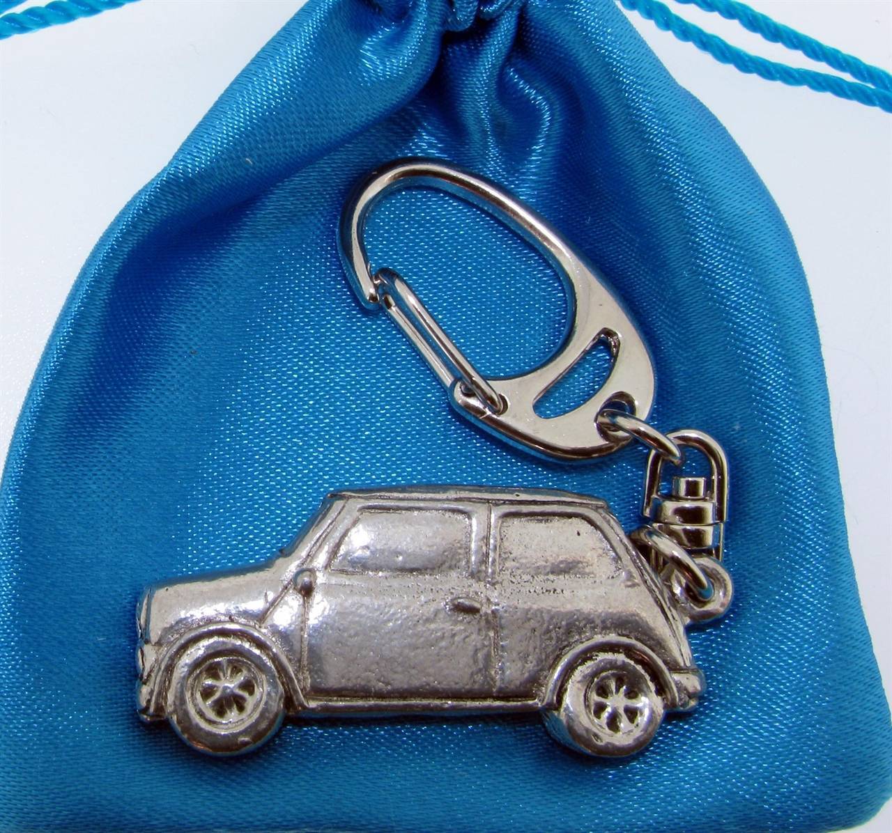 Classic Car (MC) Keyring - high quality pewter gifts from Pageant Pewter