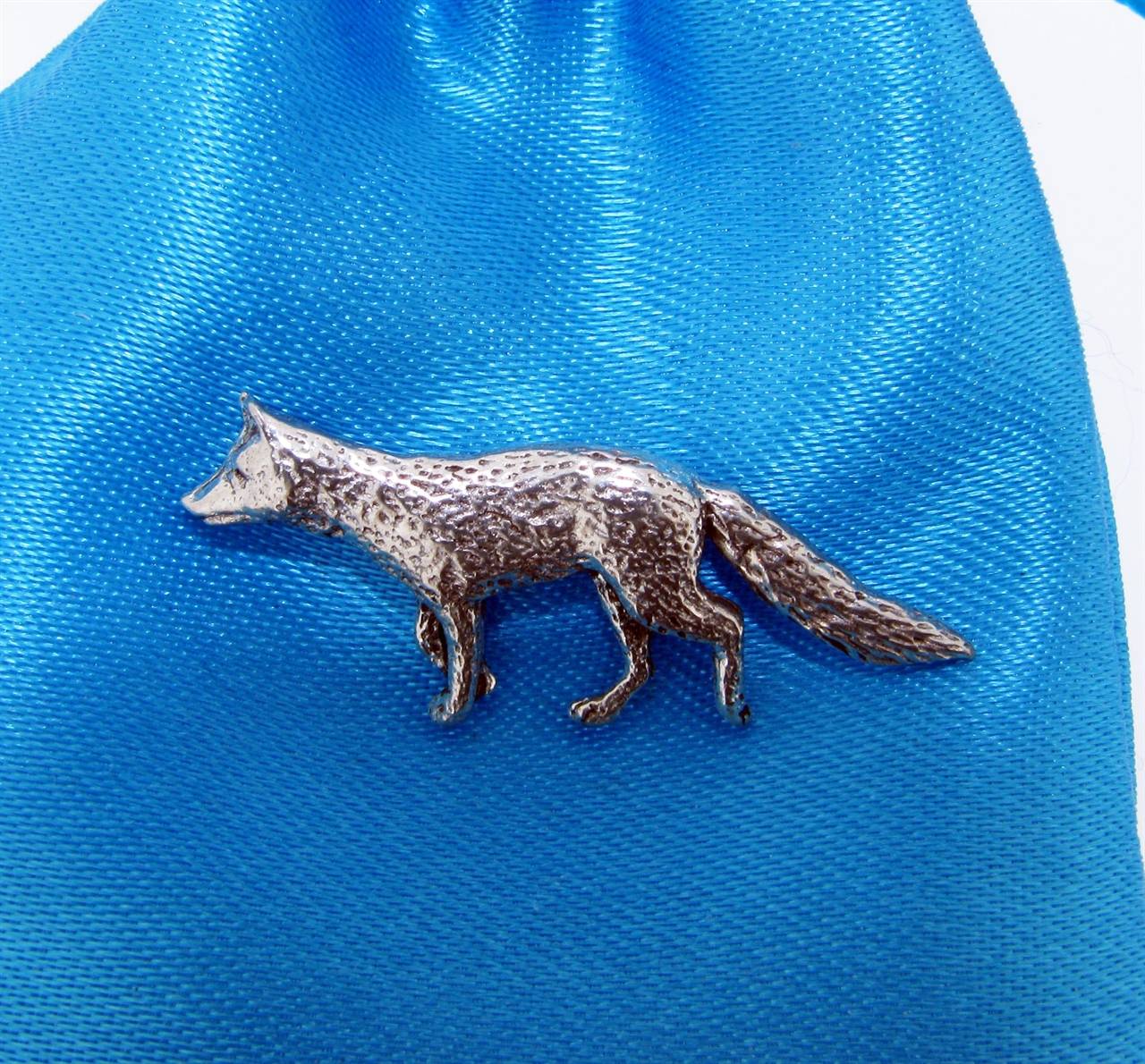 Fox Pin Badge - high quality pewter gifts from Pageant Pewter