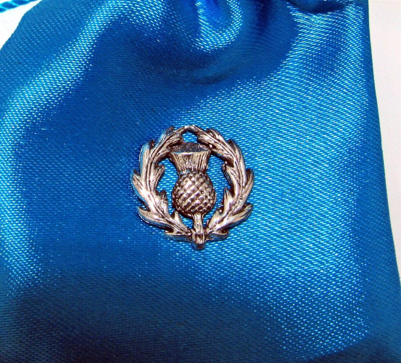 Scottish Thistle Pin Badge - high quality pewter gifts from Pageant Pewter